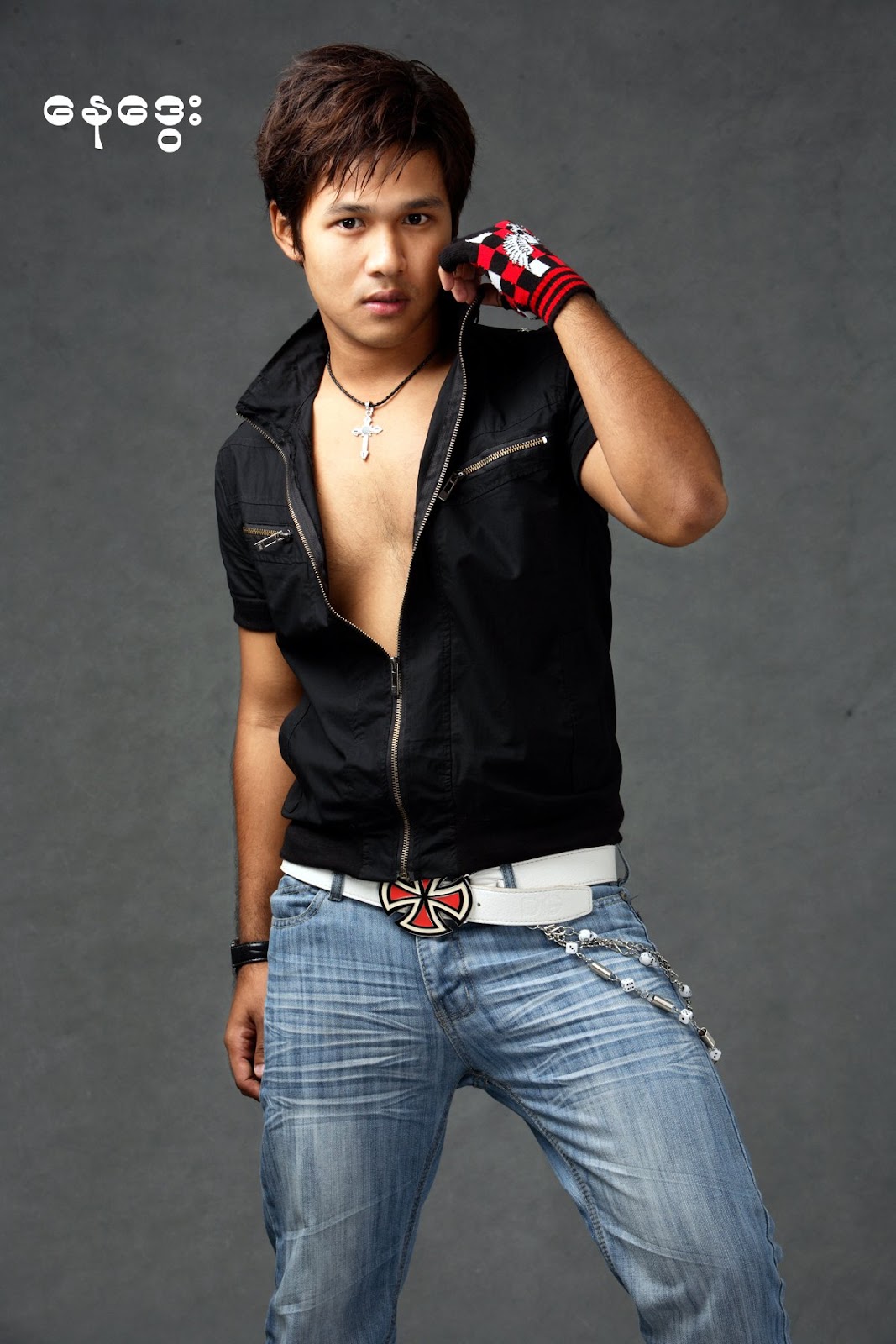 M y a n m a r H u n k s: Nay Dwe