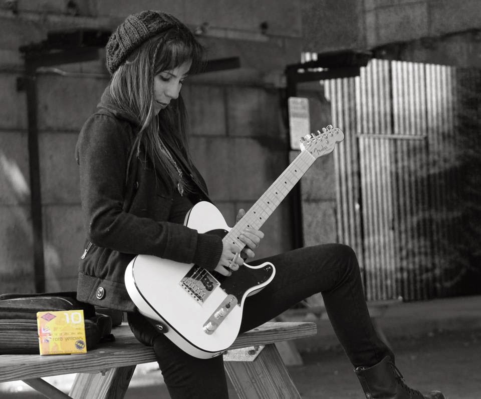 Irene Ketikidi: Martial Arts & Magic Tricks - live jam!