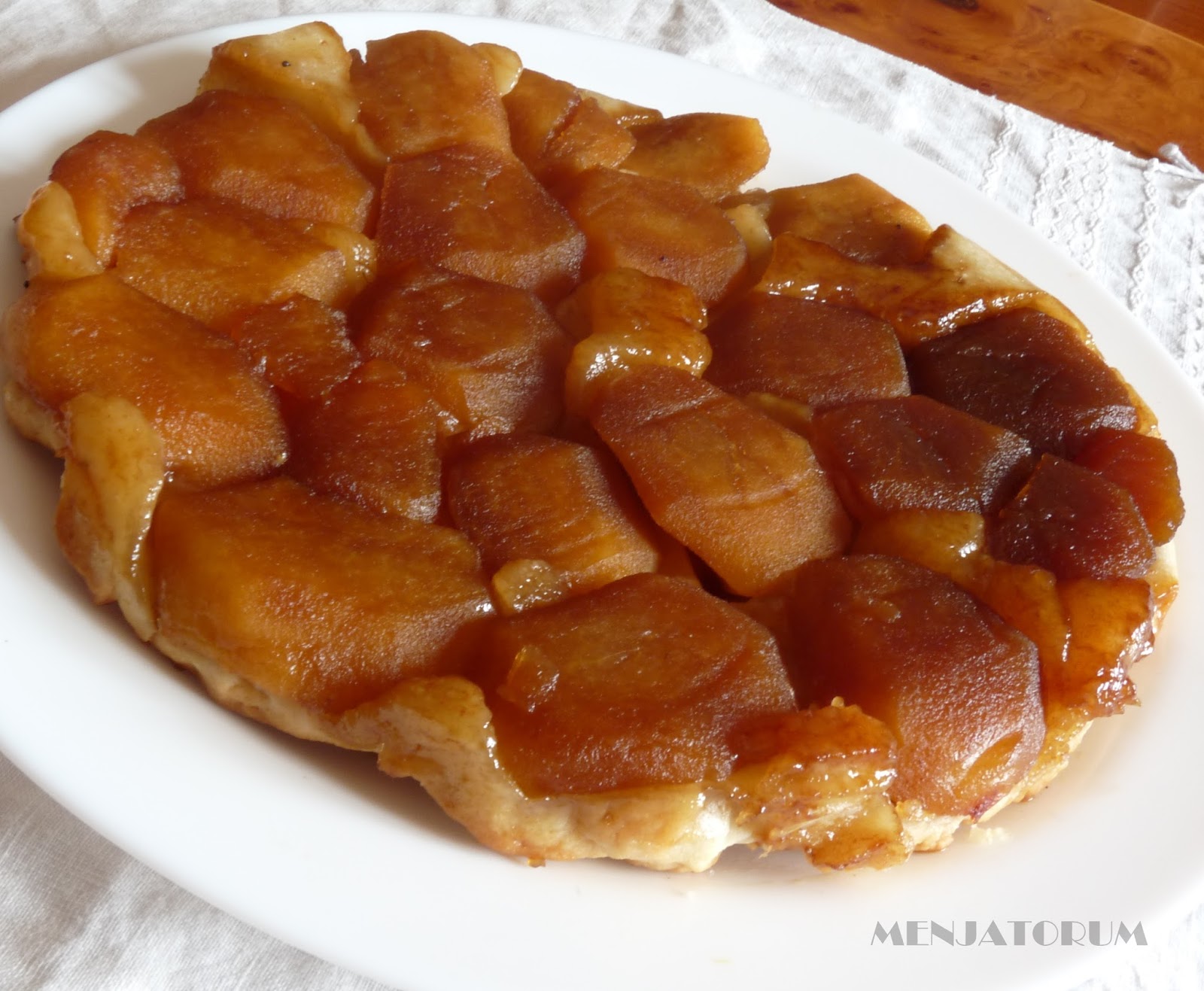 MENJATORUM : TARTA TATIN DE MANZANA