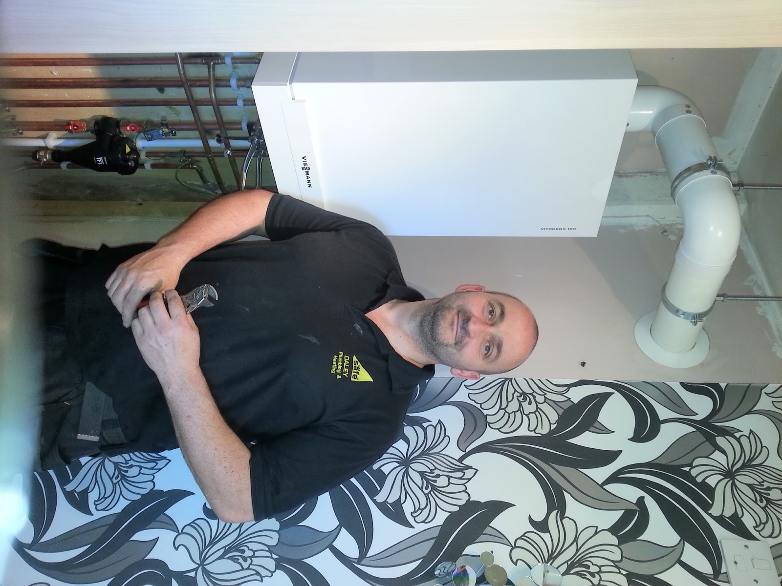 PLUMBER IN LEEDS HEATING / GAS ENGINEER