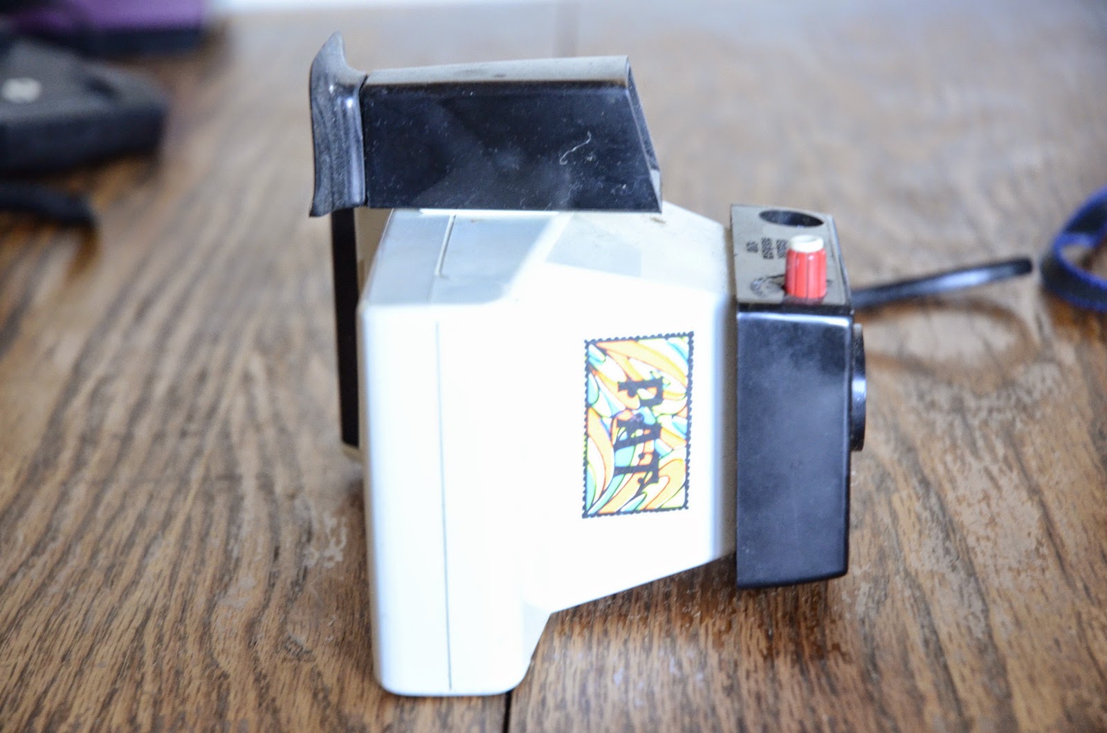 Vintage Camera House: Polaroid Swinger Land Camera Model 20