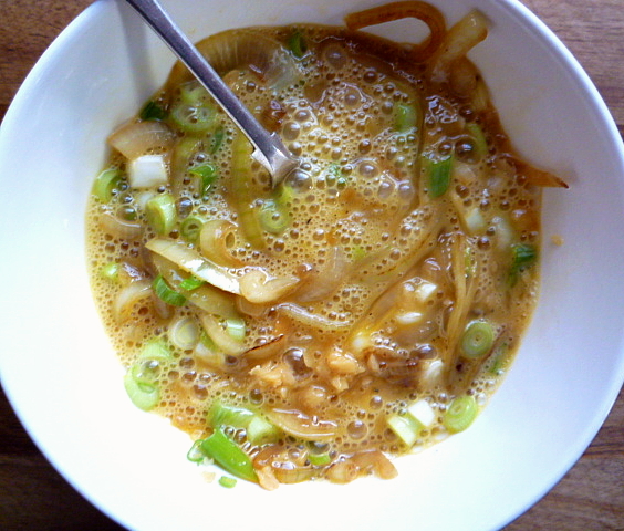 3 hungry tummies: Yang Cong Cai Pu Jian Dan 洋蔥菜脯煎蛋 Onion And Preserved ...