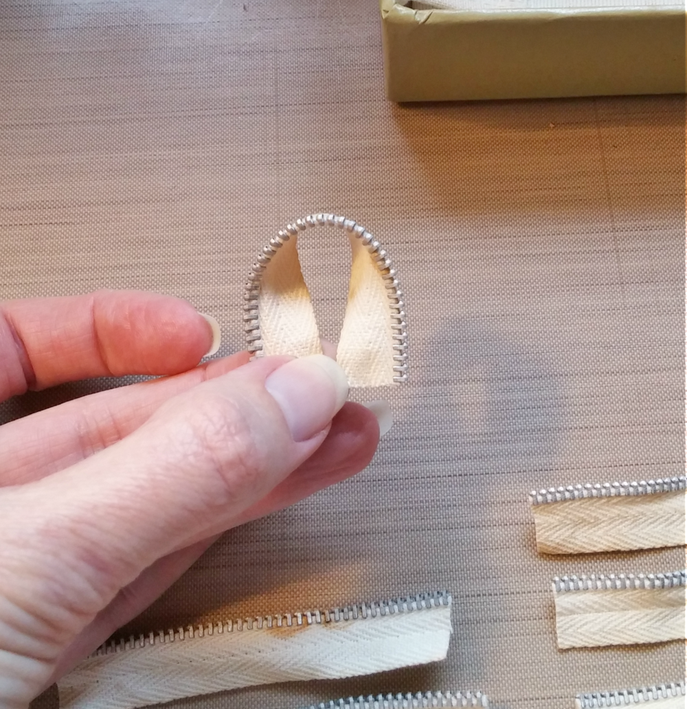 Vintage Zipper Flower Tutorial & Upcycled Shirt Cuff Bracelets ...