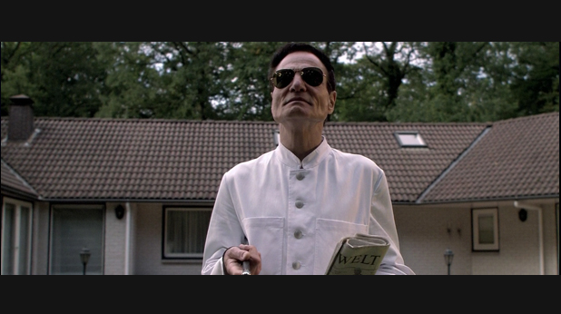 Sørensen Exploitation Cinema: Anmeldelse: The Human Centipede [First ...