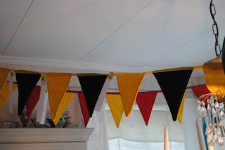 Postgårdsromantik: Harry Potterkalas: Vimplar eller Flaggspel i ...