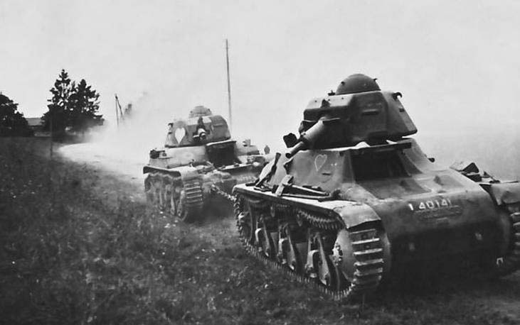 Catainium's Tanks: Renault R39 Light Tank