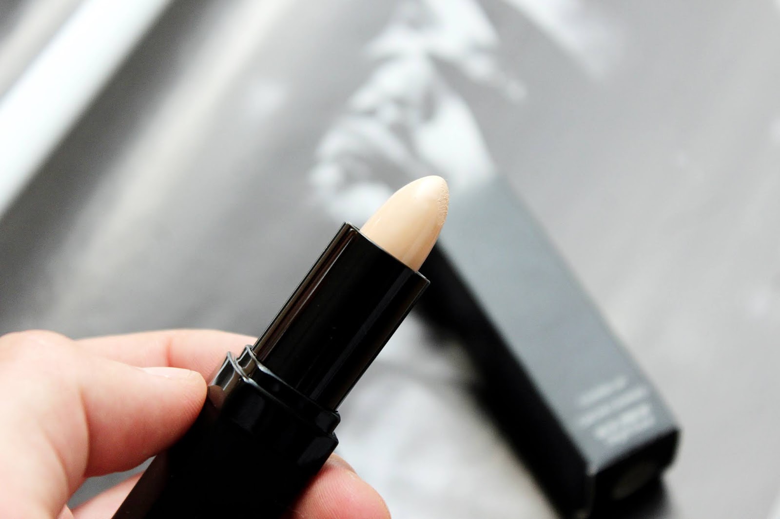 MMUK Man: Concealer Stick - Pieces Of Me