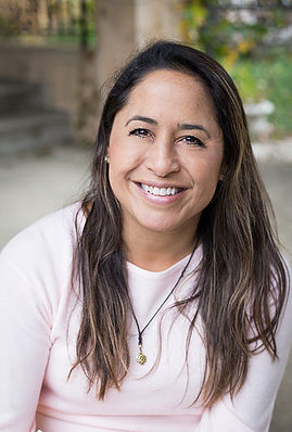 Book Q&As with Deborah Kalb: Q&A with Maria Leonard Olsen