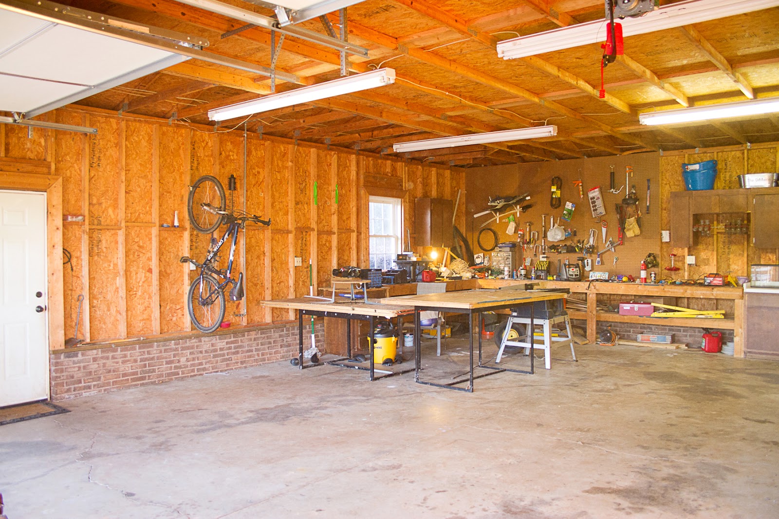 Detached Garage: Workshop,Tool Room and Attic