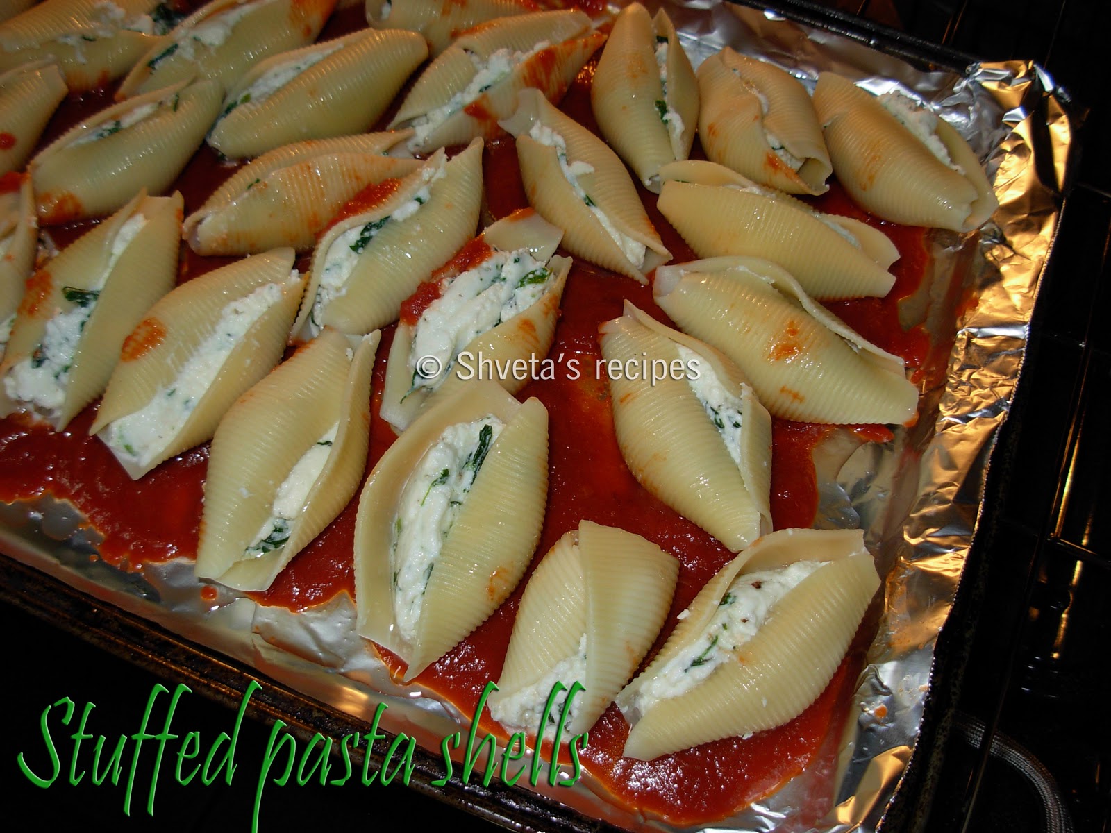 Shveta's Recipes: Stuffed Jumbo Pasta Shells