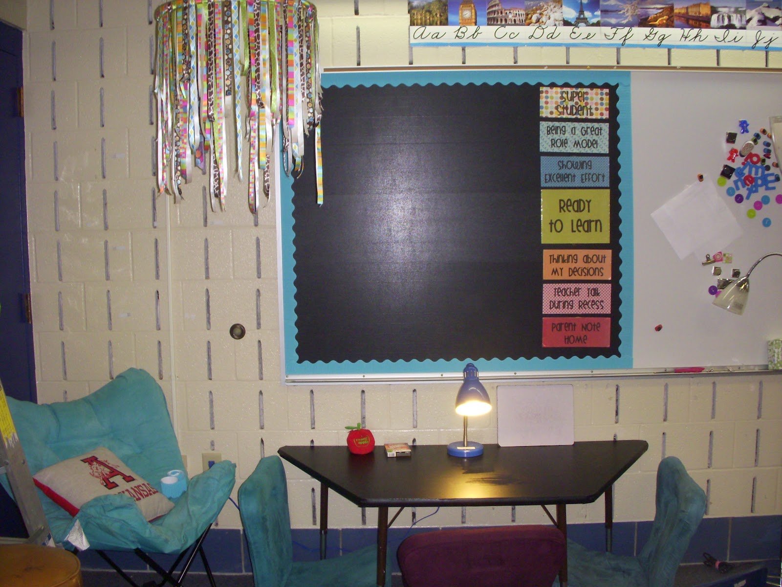 Little Miss Whimsical: Classroom Tour--Part One and a FREEBIE