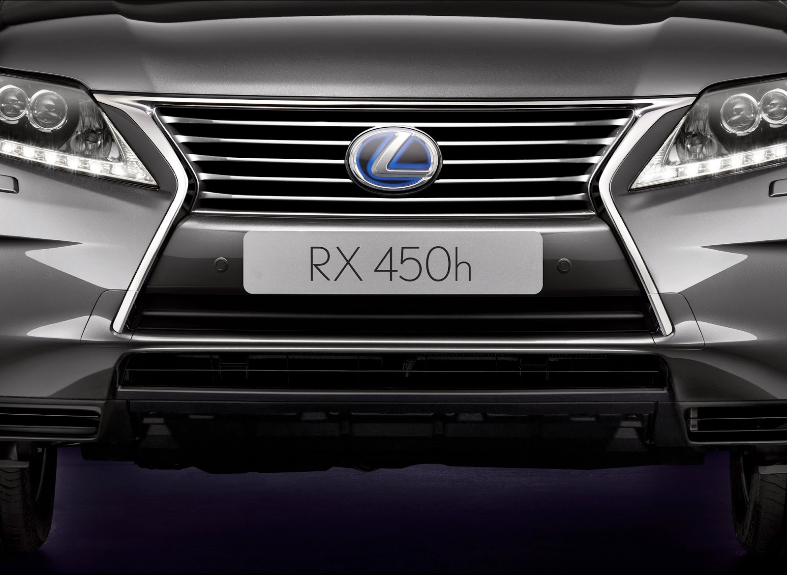 The 2015 Lexus RX 450h: Frugality Redefined