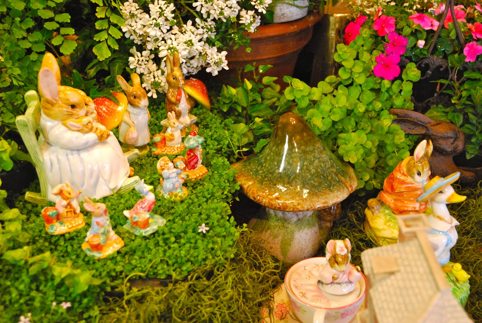 THE FRENCH HUTCH: BEATRIX POTTER ~ "MR. McGREGOR'S GARDEN" REVISITED