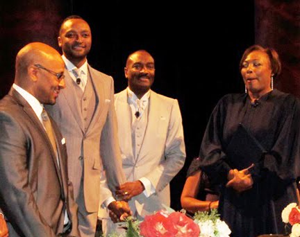 Reginald Van Lee Wife