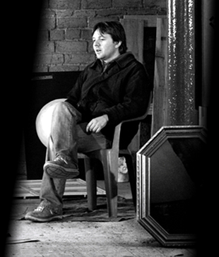 The Falcon Film Files: 2001: Defy Holy Wood