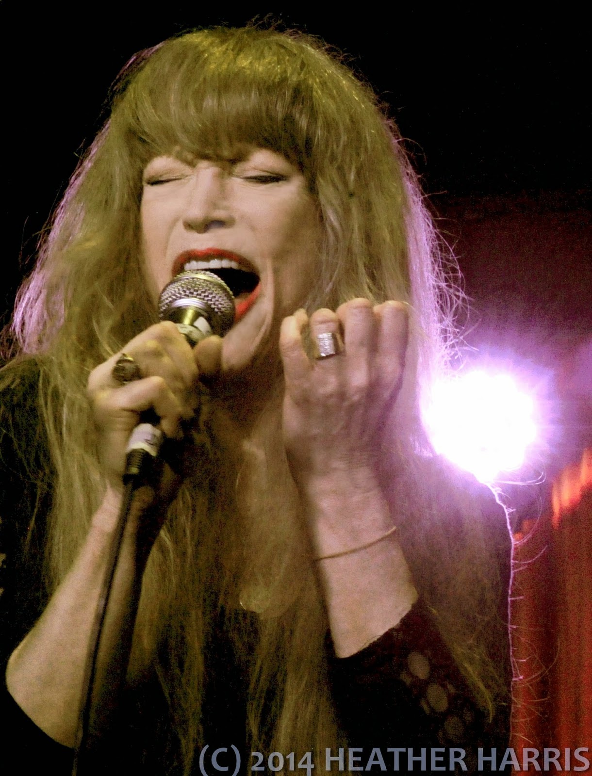 Fast Film: LYNN CAREY SINGS