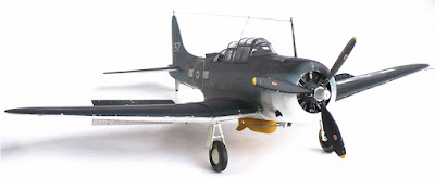 The Great Canadian Model Builders Web Page!: Douglas SBD-5 Dauntless