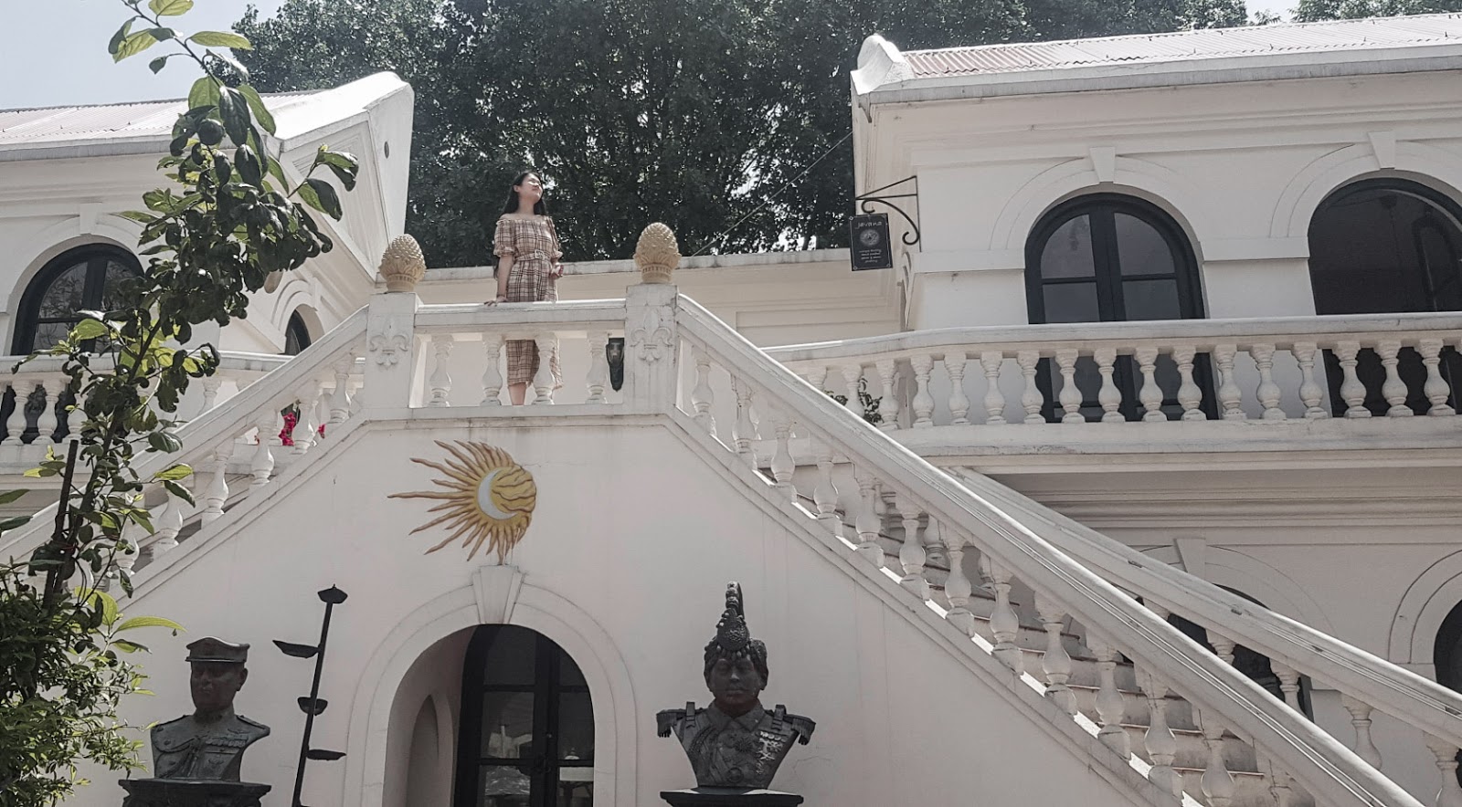 Rambler's LookBook: Baber Mahal Revisited