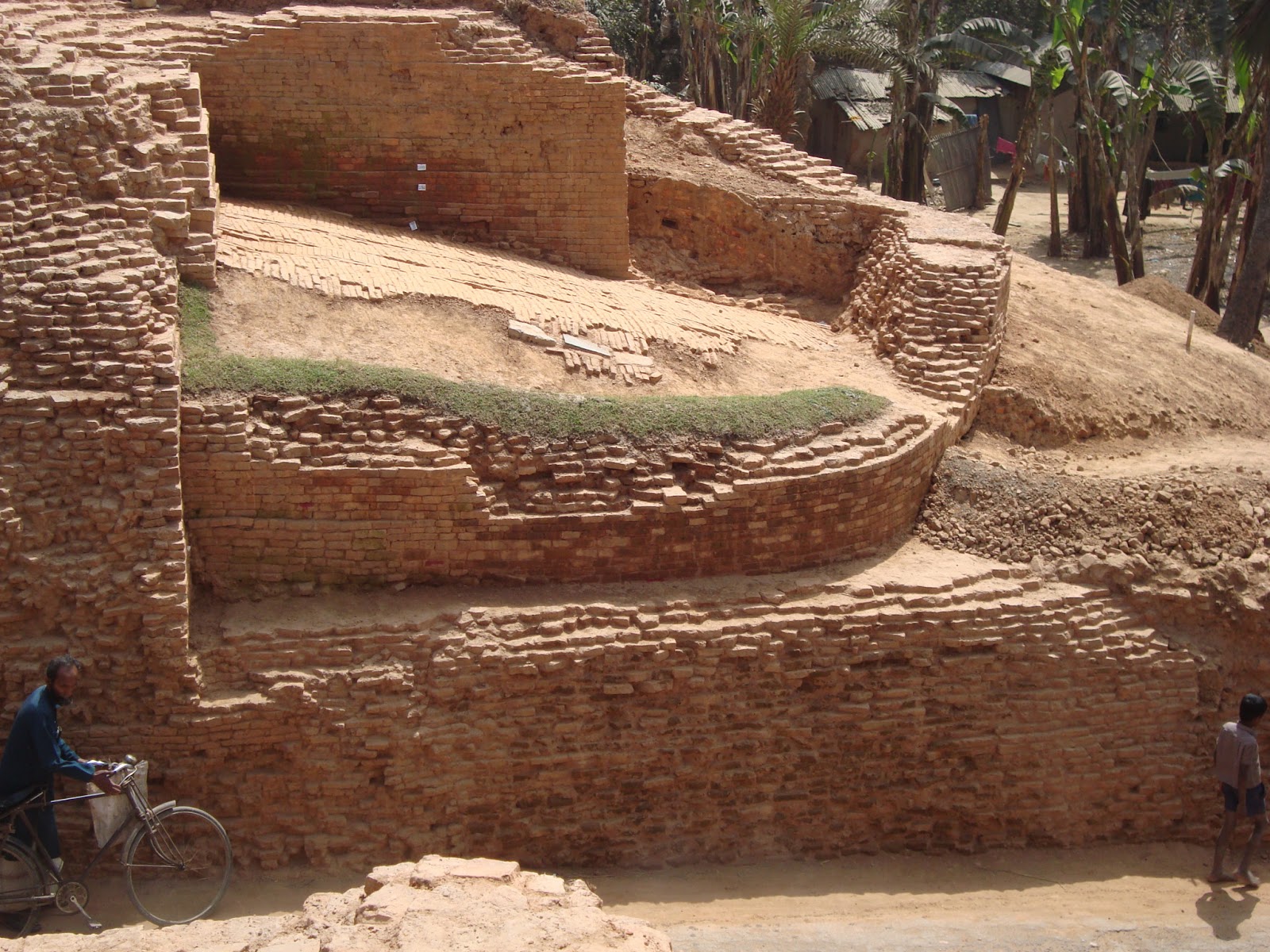 AMAZING BANGLADESH: WARI-BATESHWAR