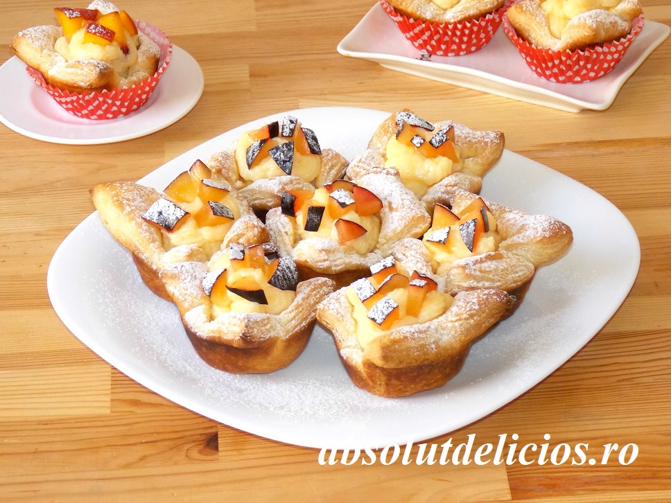 Absolut Delicios: CUPE DE FOIETAJ CU CREMA DE VANILIE (RETETA VIDEO)