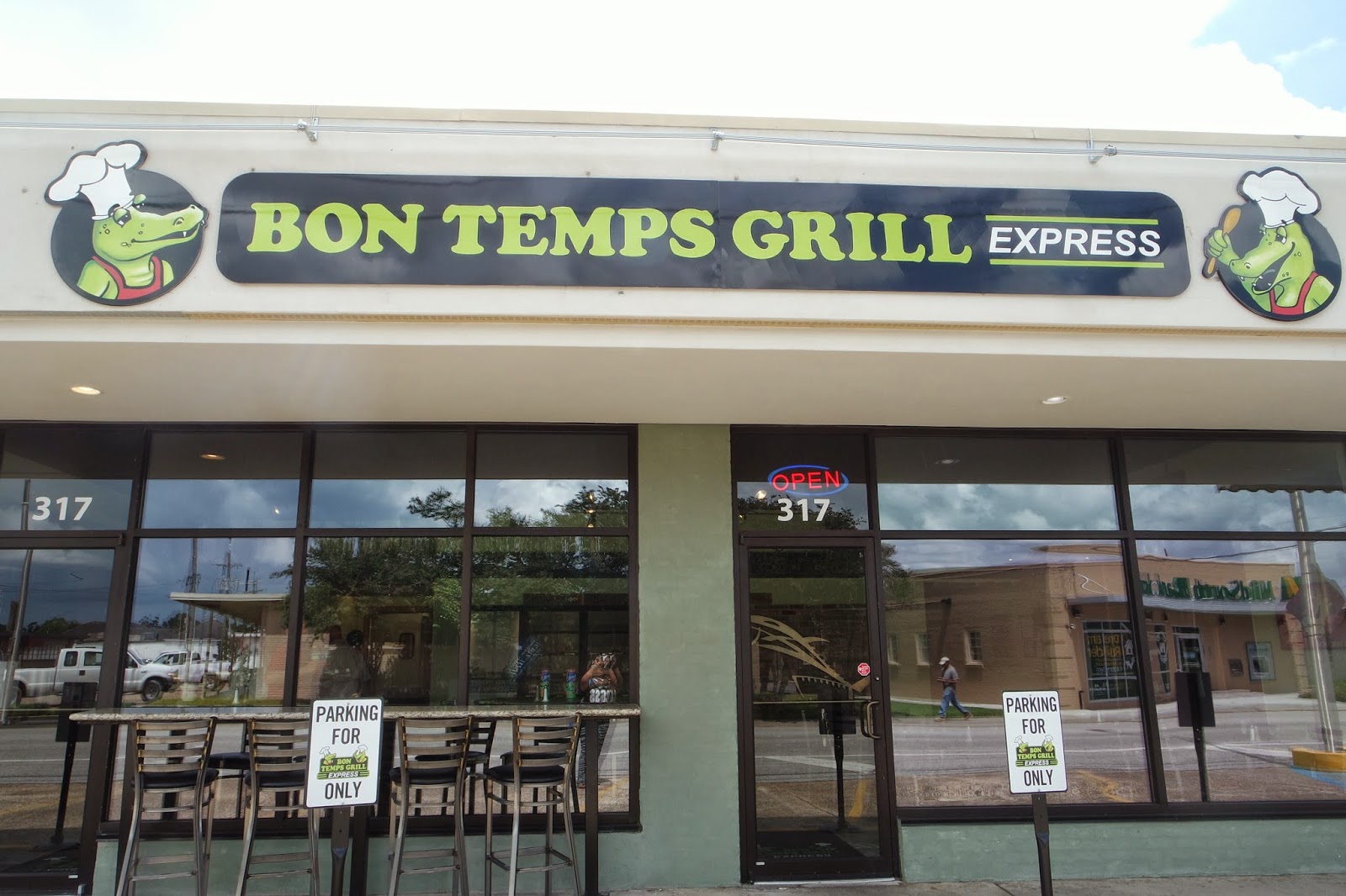 Bon Temps Grill Express, Oil Center - DA' STYLISH FOODIE