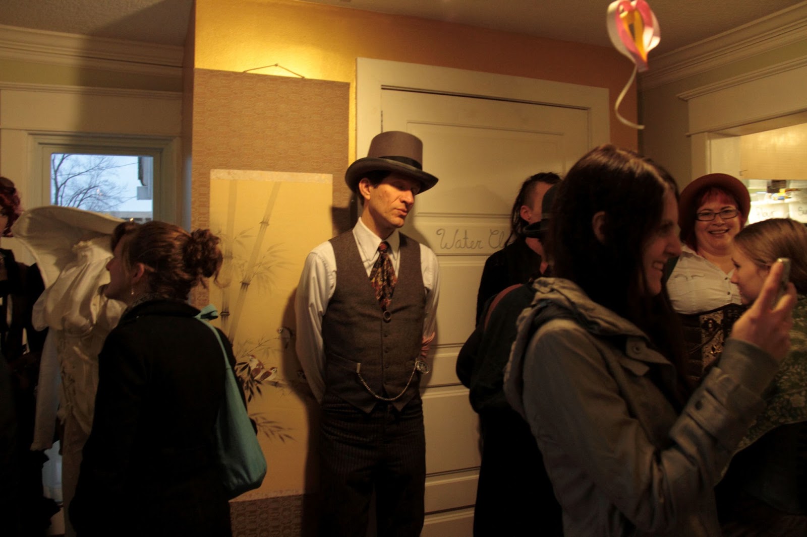 Jenna Tomlin AKA Sydney Stirling of House Dirigible: Artist and ...