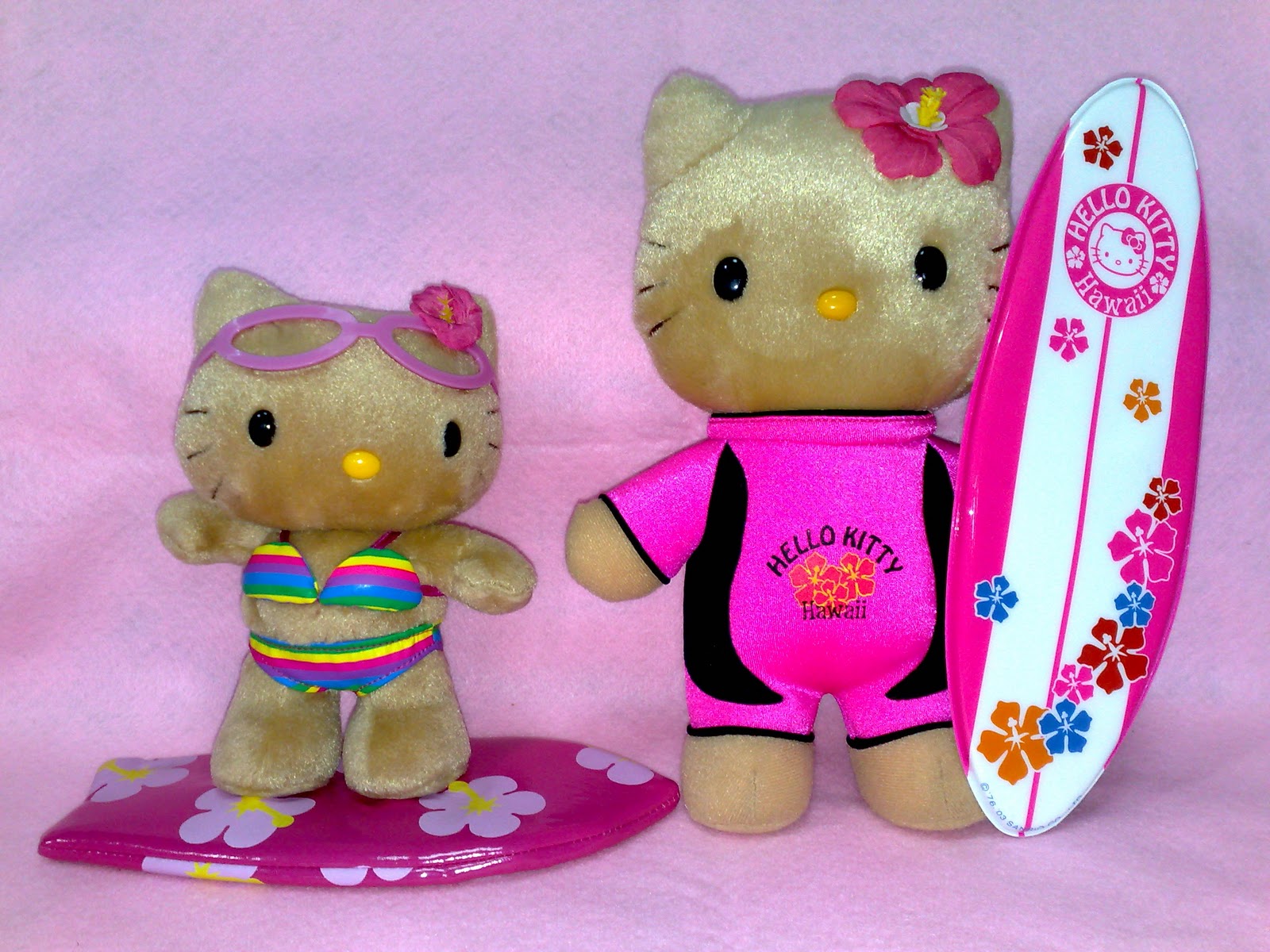 Hello Kitty Karma: The Hawaii Suntan kitty story