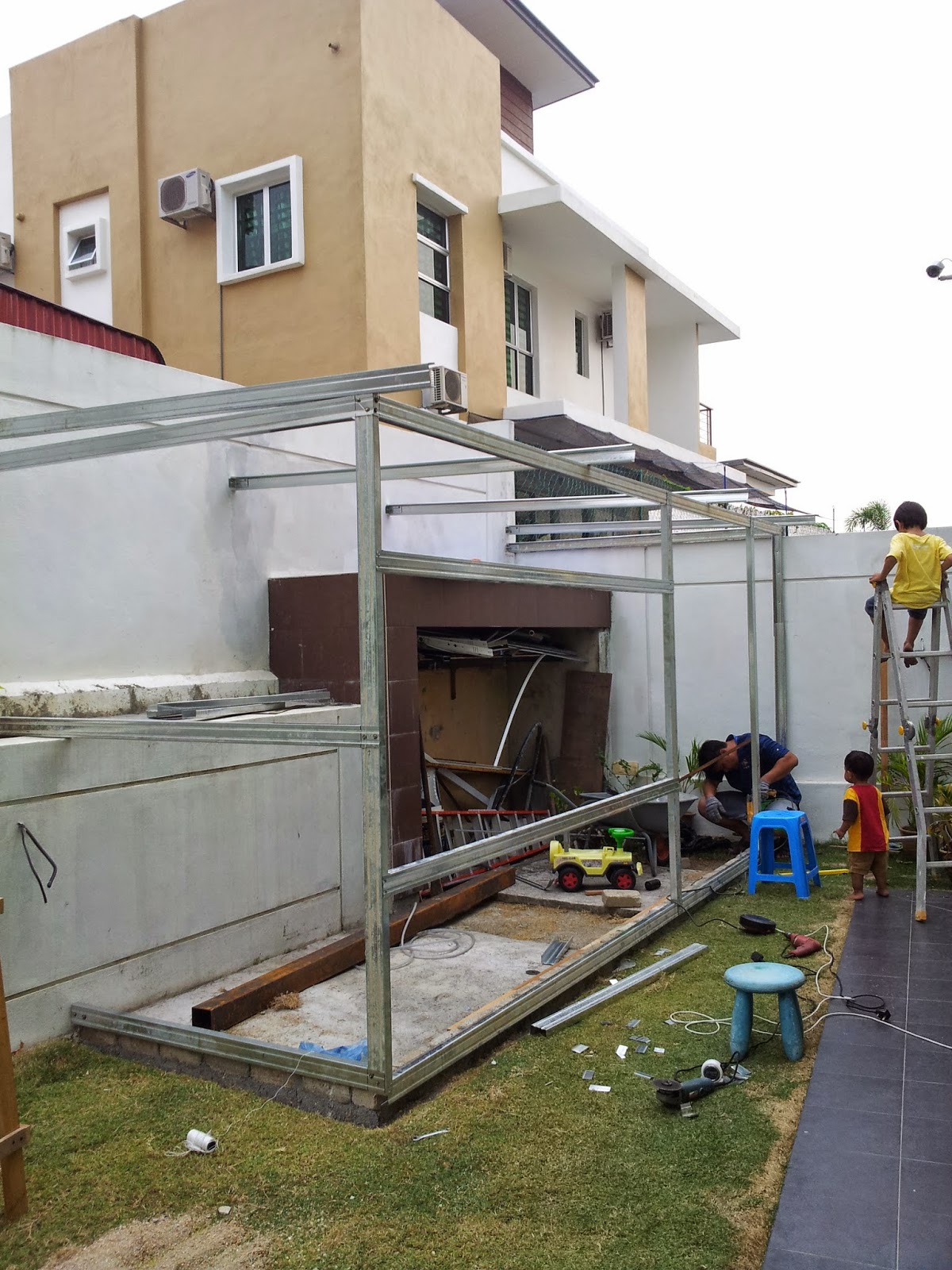 Bina Stor Luar Rumah - mweosmalay