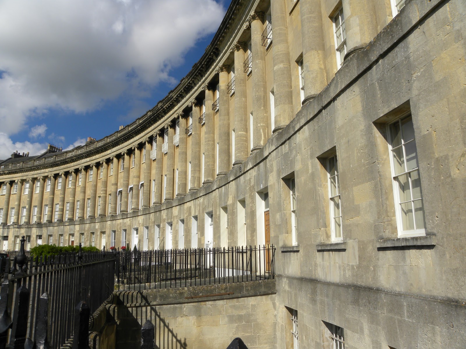 The World According to Barbara: STONEHENGE AND BATH--A PAGE FROM MY JOURNAL