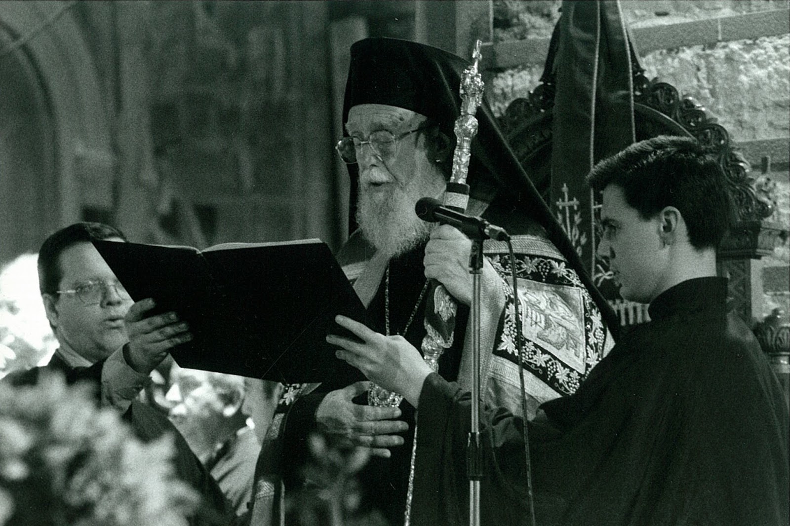 Ιδιωτική Οδός: Η Α' ΣΤΑΣΗ ΤΟΥ ΑΚΑΘΙΣΤΟΥ ΥΜΝΟΥ ΑΠΟ ΤΟΝ ΜΑΚΑΡΙΣΤΟ ...