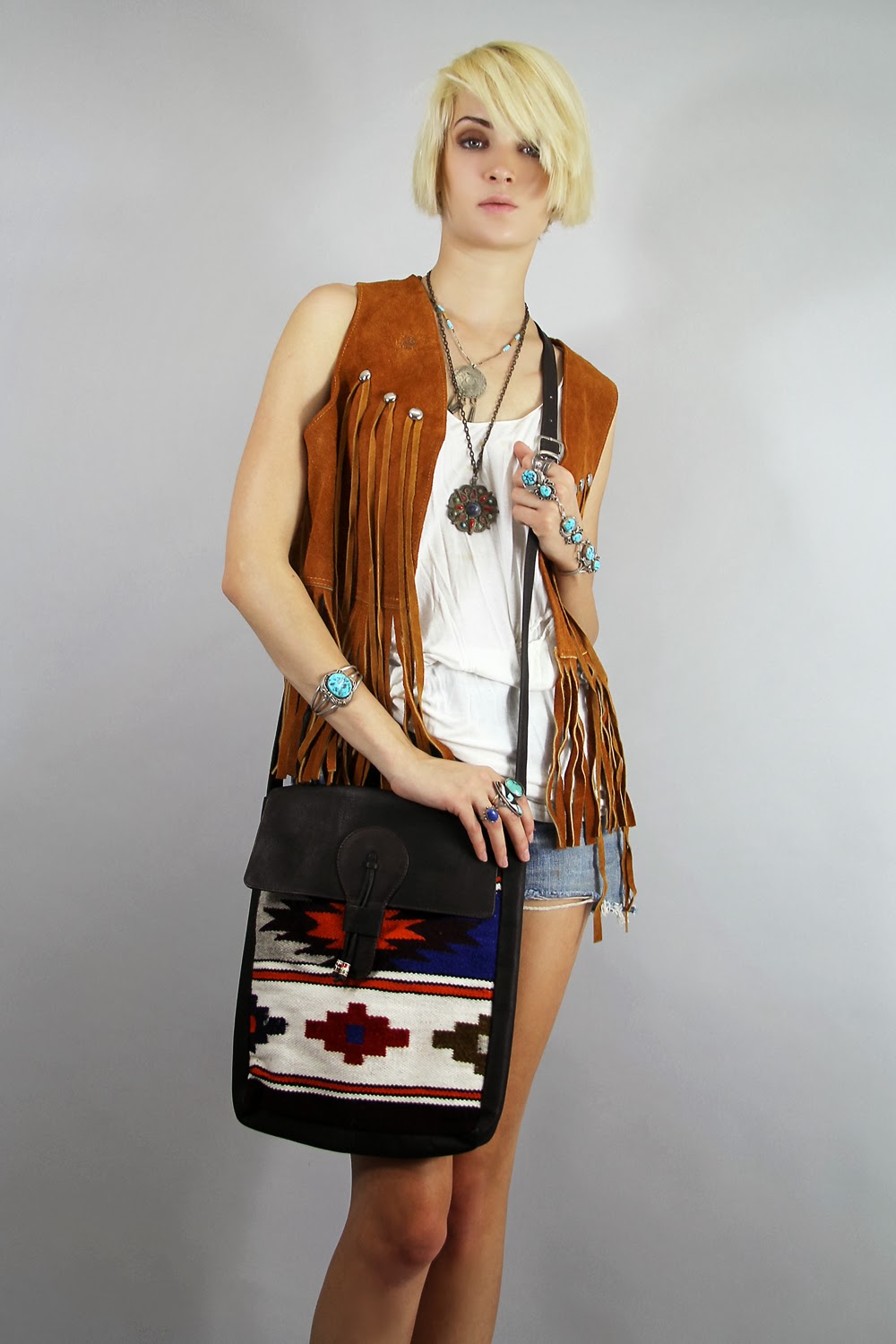 TatiTati Boho Style: Cross body ethnic beauty!