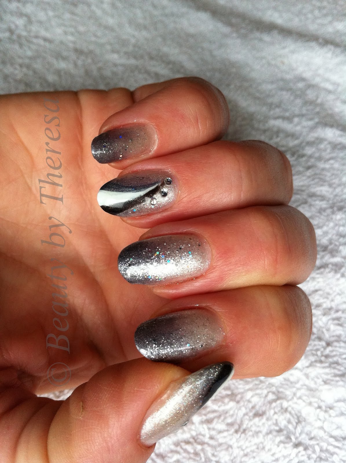 Theresa Bloor (Beauty by Theresa): Nail Design of the Day - Gelish ...