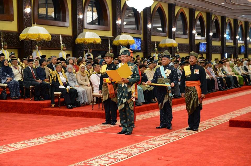WARISAN RAJA & PERMAISURI MELAYU: Istiadat Tabal Adat Sultan Perak.