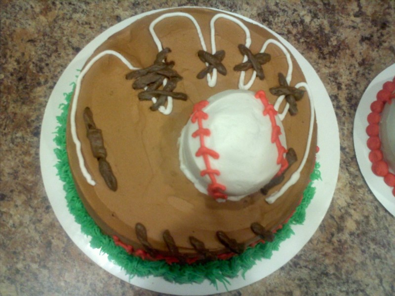 Dexter's Desserts: Baseball Cake