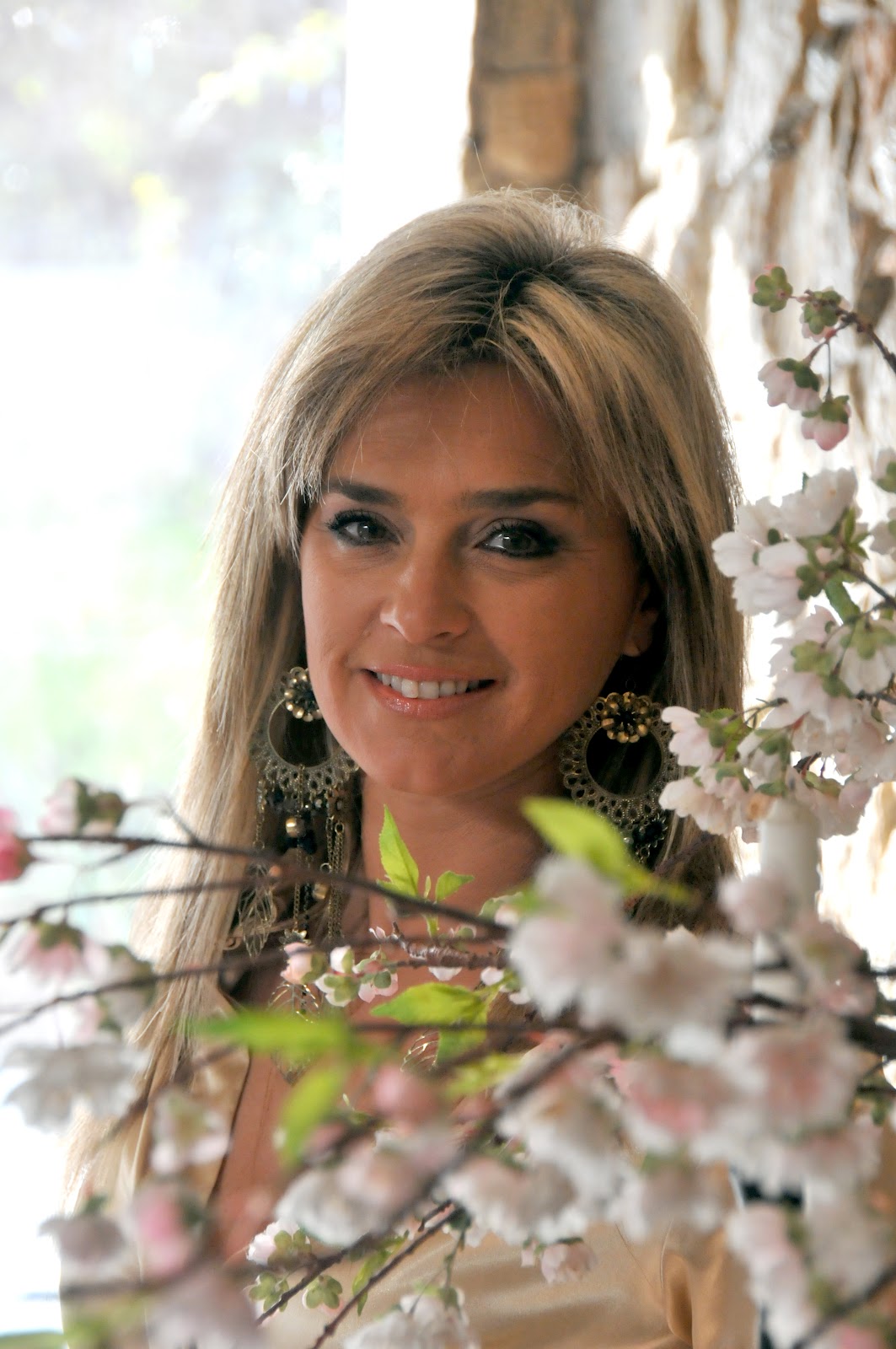 LAS FOTOS: SARA PERRONE, CONDUCTORA DE TELEVISIÓN