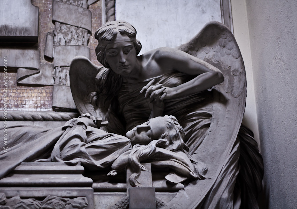European Cemeteries: Escorted to Heaven: The dead and the angels...