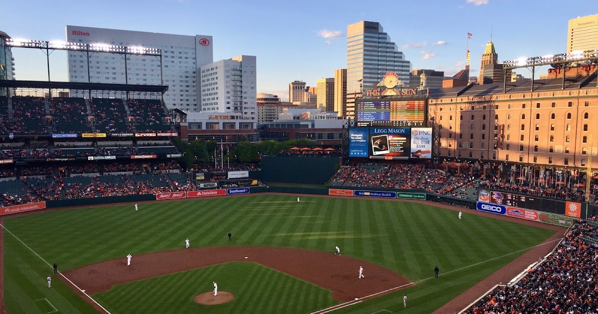 A Bob's Life: Monday Night Baseball