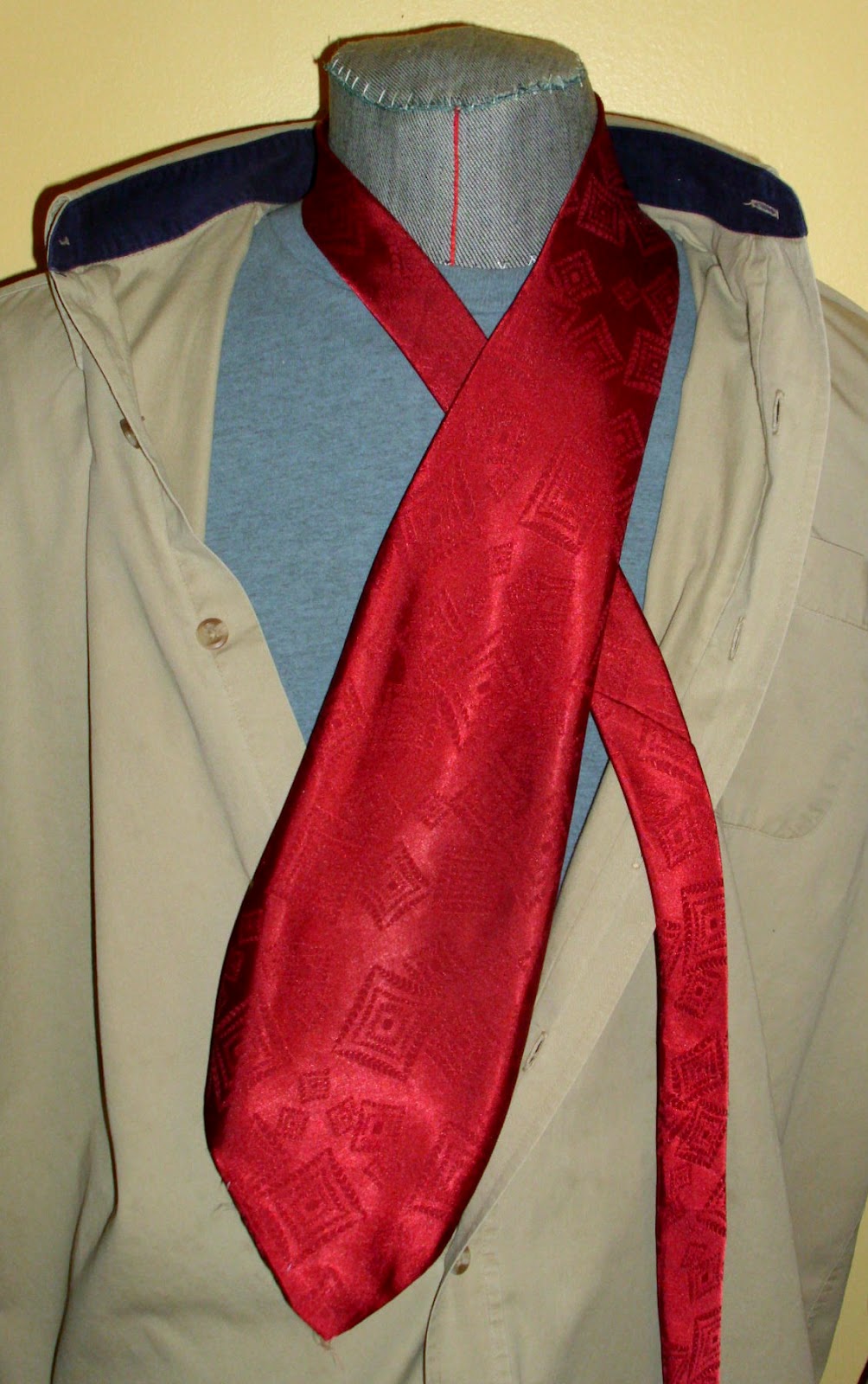 Dress Like A Grownup!: Day Cravattitude.