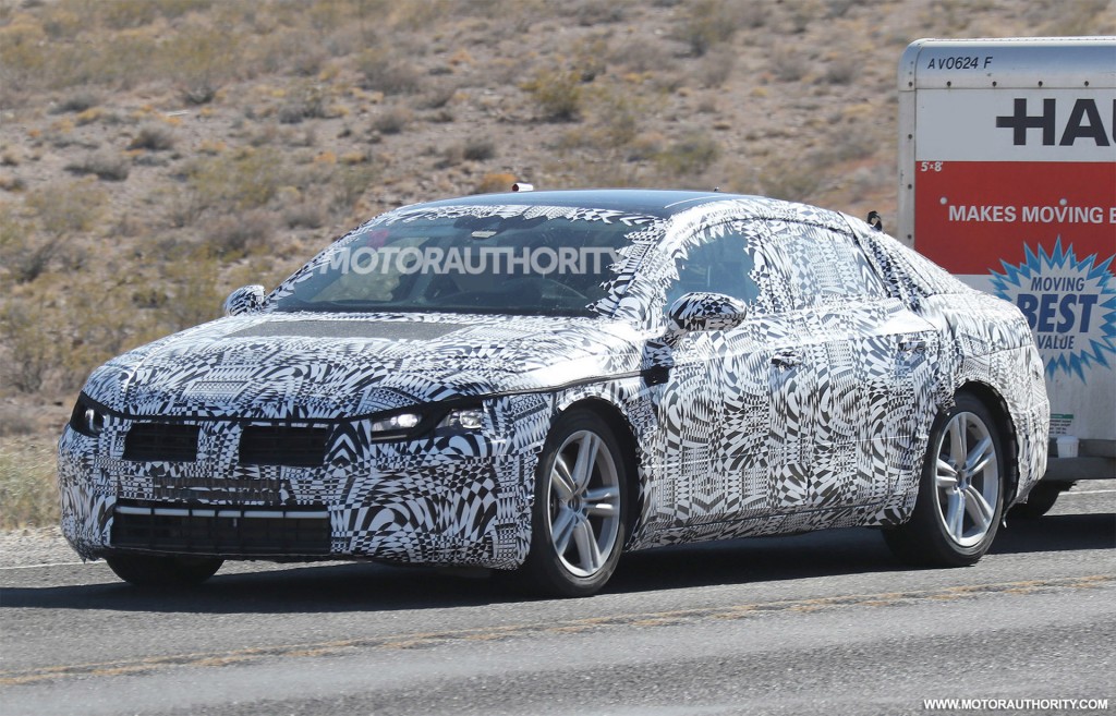 Car News Update: Spyshot ครั้งแรกของซีดานคูเป้ All-New Volkswagen CC ...