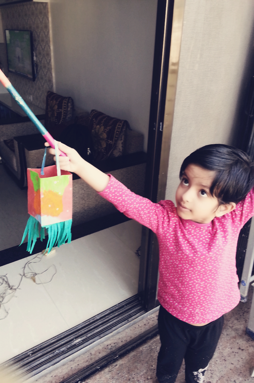 Life's little treasures: Easy lamp craft for kids