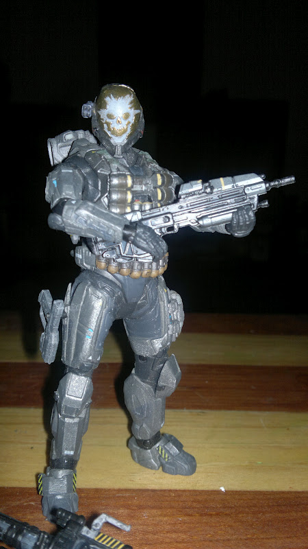 NERDVANA: HALO CUSTOM SPARTAN: SHADOW SPARTAN