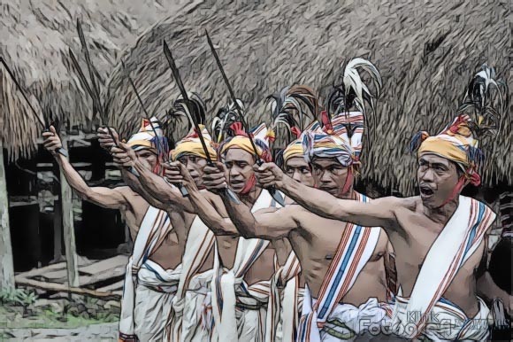 tHomBloG: tarian perang sumba
