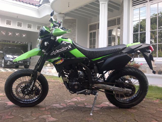 Kawasaki D'Tracker 250 - RiderPunk