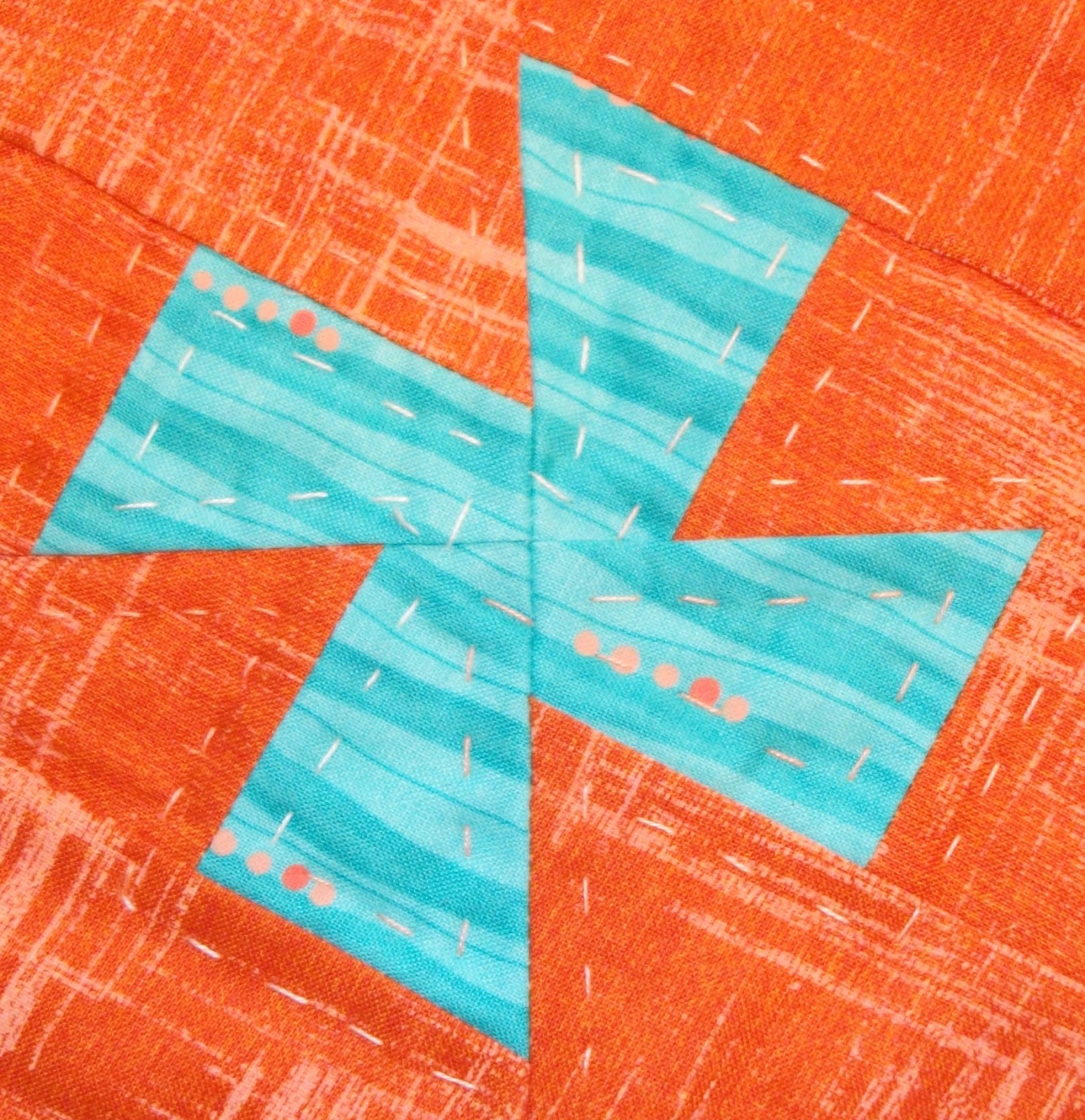 Craizee Corners: Twisted Pinwheel Mug Rug