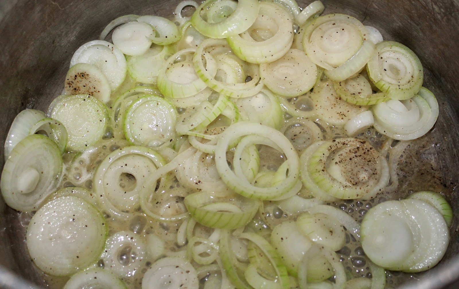 Tomatoes and Okra or What you can Make with Bruised Tomatoes