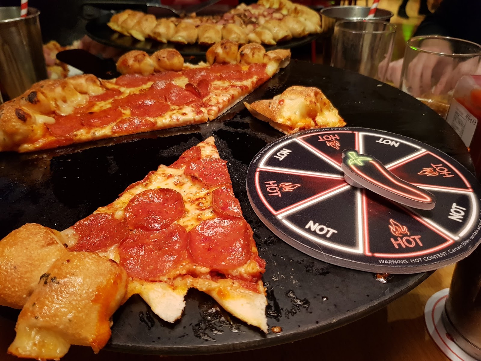 Pizza Hut naga chilli cheesy bites pizza roulette review | #biteclub ...