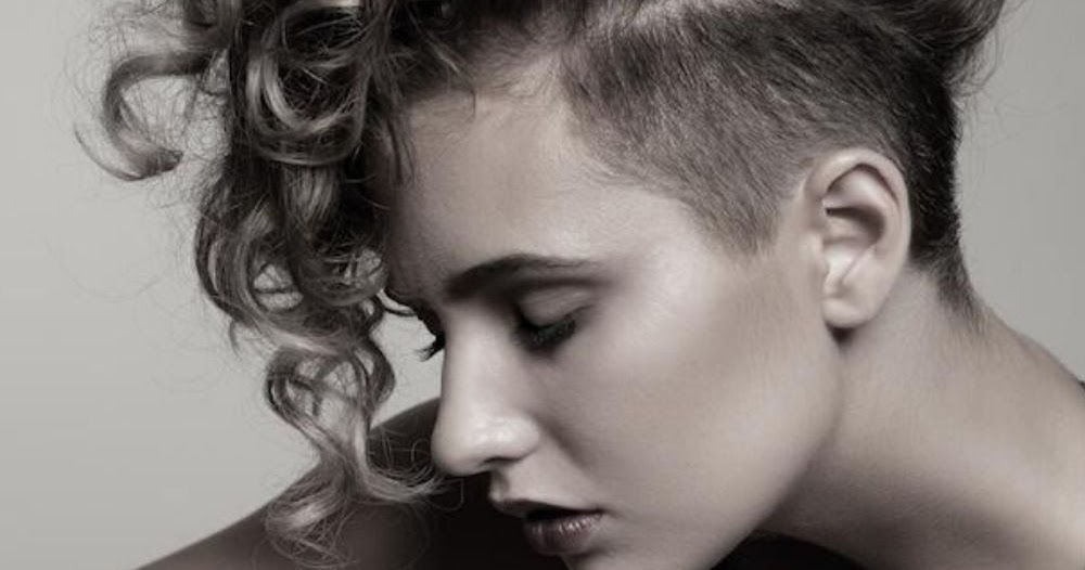 Kick ass curly hair styles