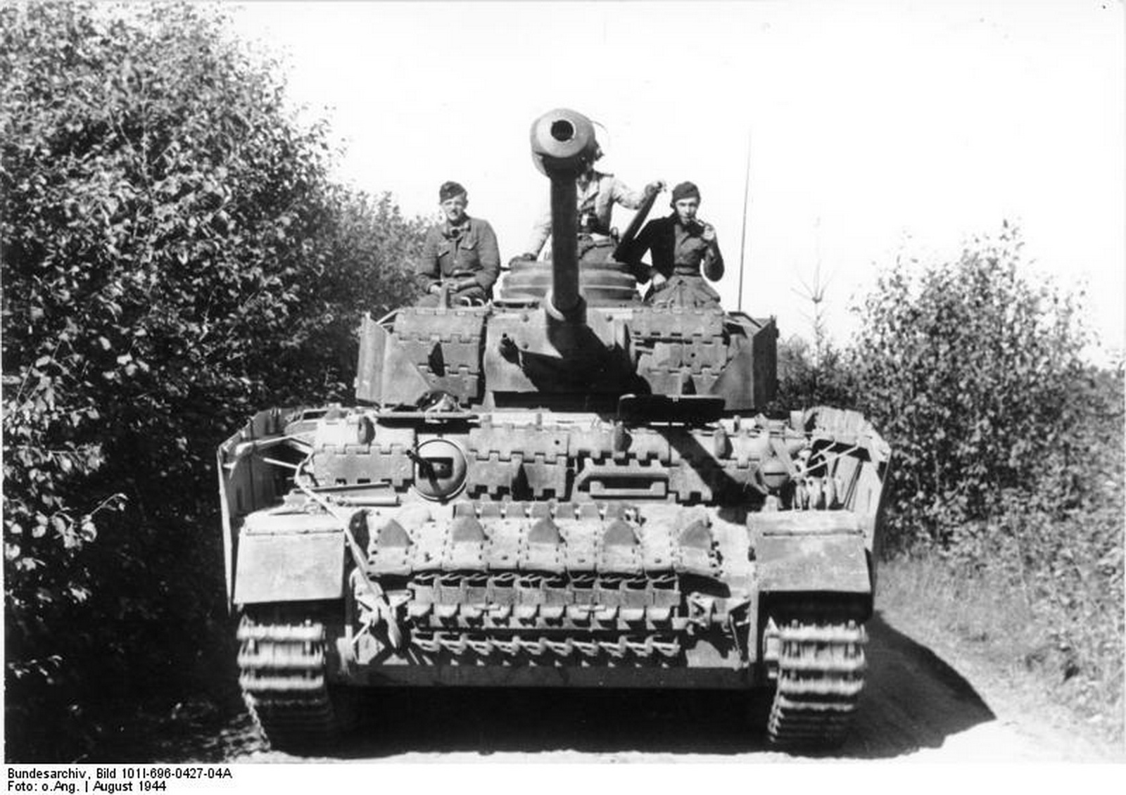 World War II Pictures In Details: Panzerkampfwagen IV ausf H in Poland