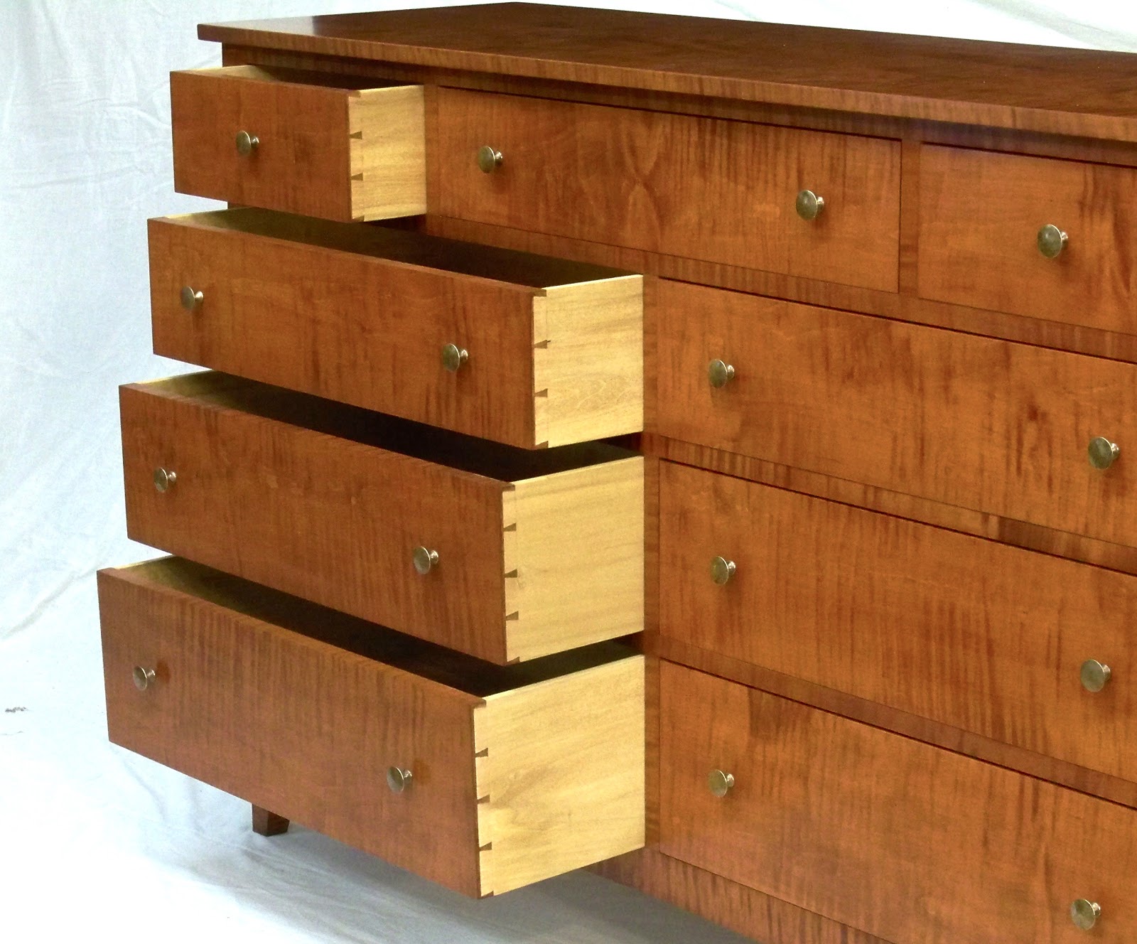 Doucette and Wolfe Fine Furniture Makers: Custom Chest Of Drawers
