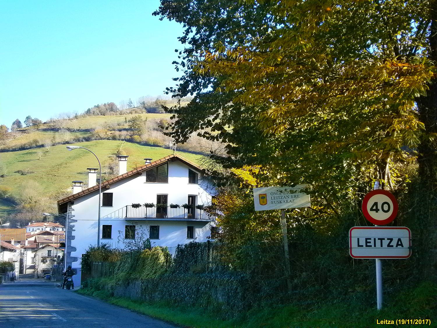 Navarra de la A a la Z ... (en moto): Leitza - Lekunberri